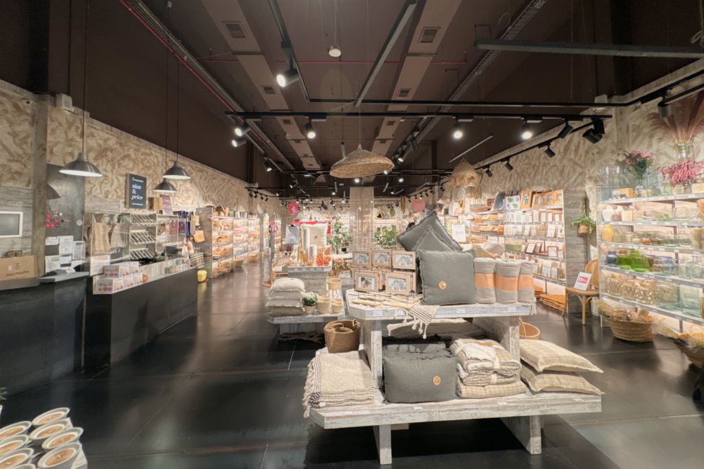 MUY MUCHO - Altaplaza